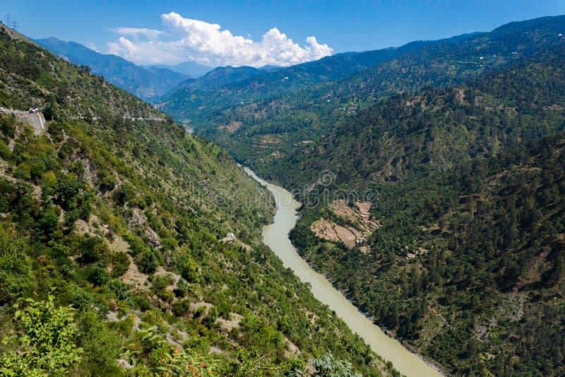 Floder Som Rinner Genom Höstbergen Fotografering för Bildbyråer - Bild ...
