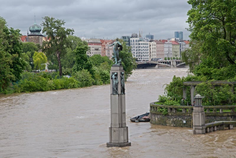 Flood in Prague editorial photo. Image of flow, insurance - 31374806