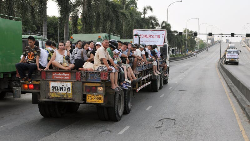 Flood Rescue editorial image. Image of evacuated, flooding - 25181630