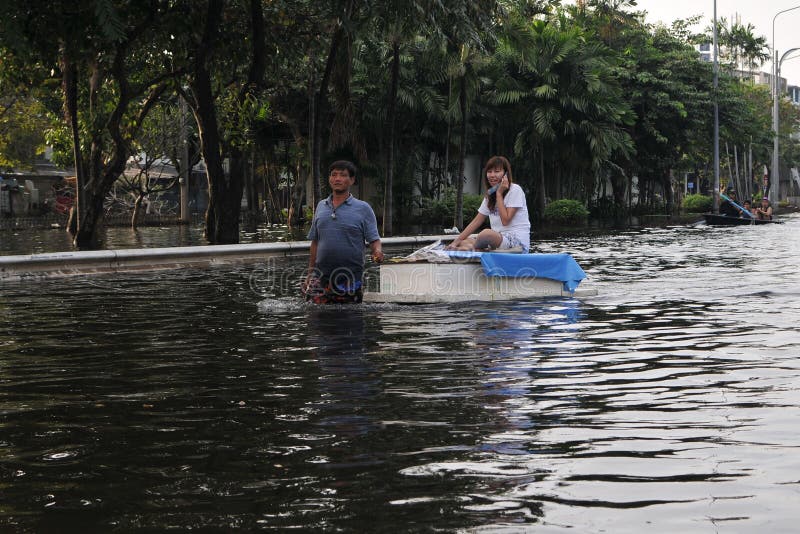 Flood Rescue editorial image. Image of evacuated, flooding - 25181630