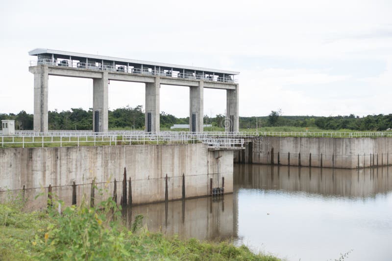 Floodgate stock photo. Image of sluice, freight, door - 34320074