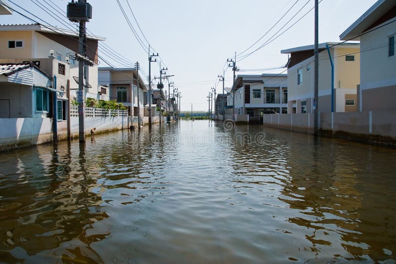 Flooding in Bangkok Thailand Editorial Stock Image - Image of ayutthaya ...