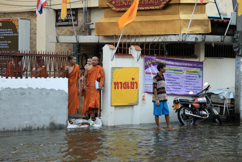 Flooding in Bangkok, Thailand Editorial Stock Image - Image of flooding ...