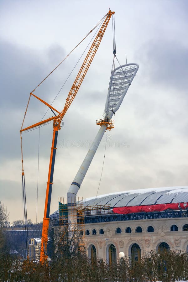 A Floodlight Tower - Light Pole Tall Mast Stock Photo - Image of ...