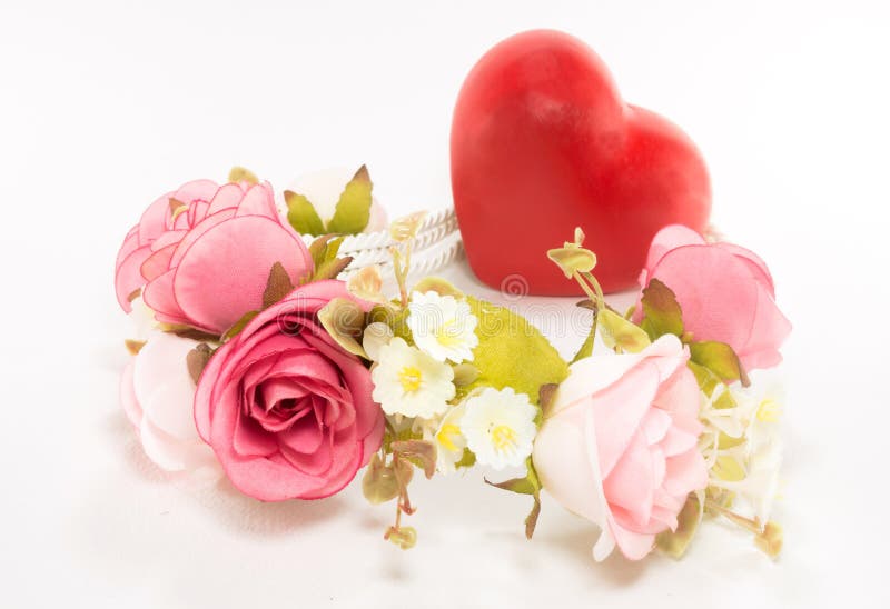 Flor y corazón imagen de archivo. Imagen de cubo, rojo - 38689765