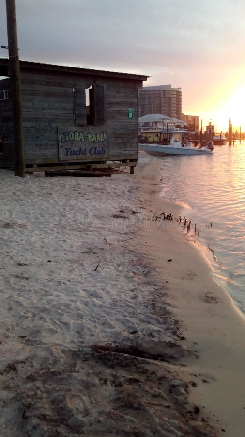 Flora-Bama beach bar editorial stock photo. Image of florida - 142385963