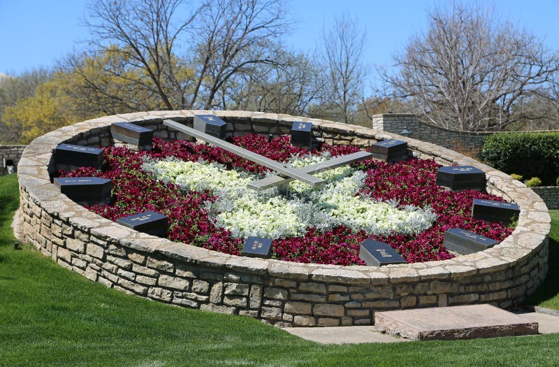 Floral clock editorial stock photo. Image of romantic - 268212068