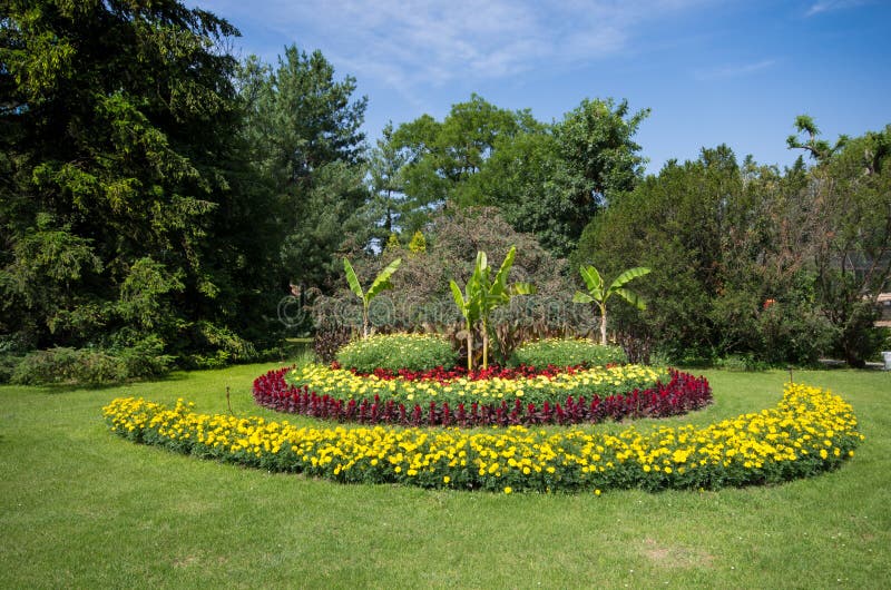 Floral park stock photo. Image of lawn, attraction, home - 32323794