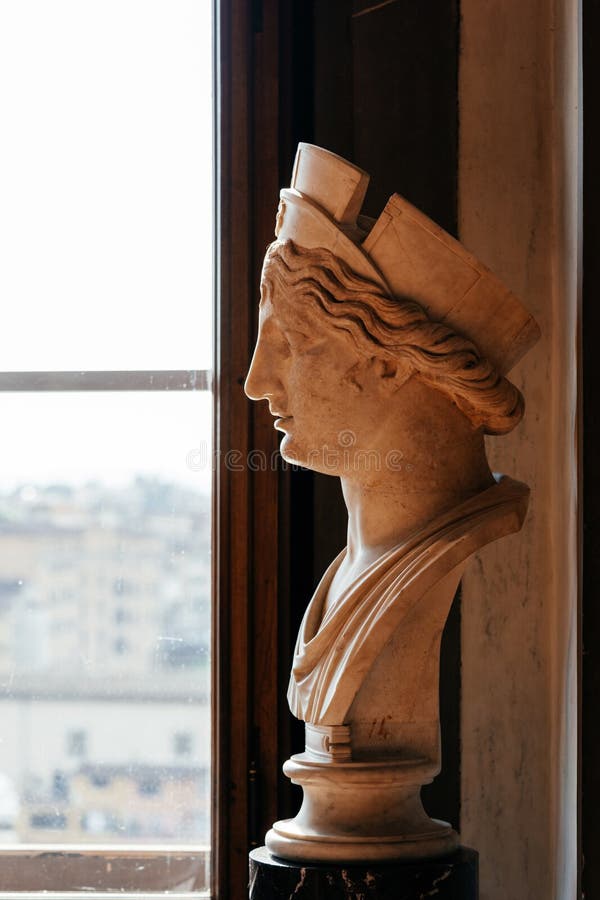 Florence, Italy - September 01, 2022: Classic Marble Bust in Profile by ...