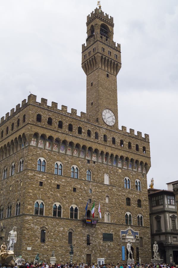 Florence - Piazza Dei Signori Editorial Stock Image - Image of vecchio ...