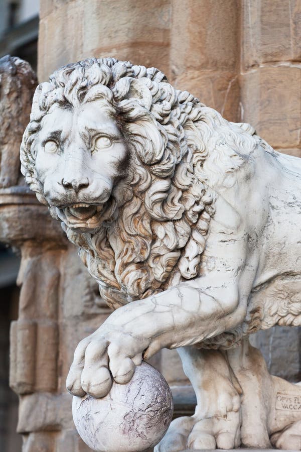 Florence, Sculpture of a Lion Stock Photo - Image of animal, italy ...