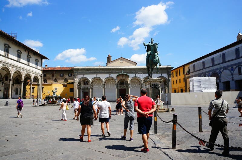Florence square editorial image. Image of square, walking - 43839940