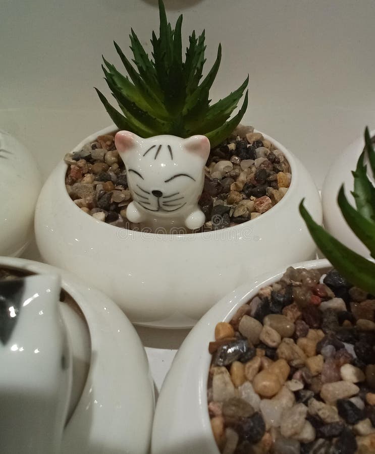 Flores De Materiales Artificiales Elementos Interiores Foto de archivo ...