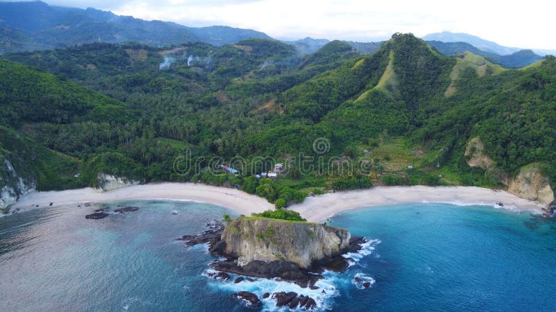 Flores Timur Indonesia Beach Foto de Stock - Imagem de montanha ...