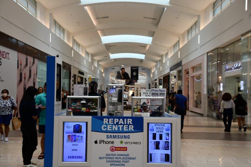 The Florida Mall in Orlando, Florida Editorial Stock Image - Image of ...