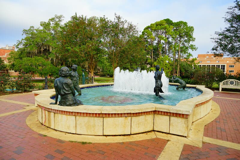 Florida State University Landscape Editorial Photo - Image of college ...