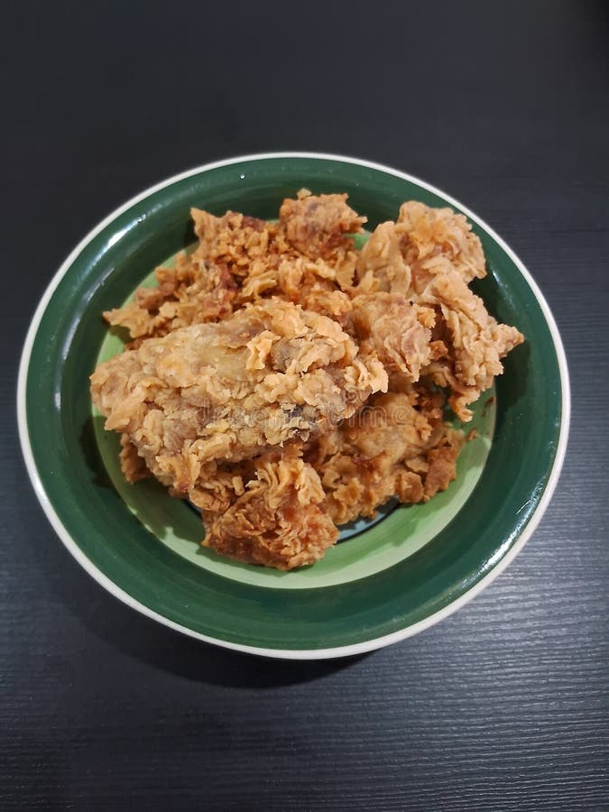 Flour Fried Chicken in a Bowl on a Black Background Stock Image - Image ...