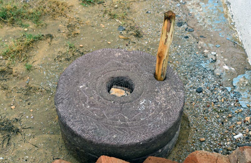 120 Indian Kitchen Grinding Stone Stock Photos - Free & Royalty-Free ...