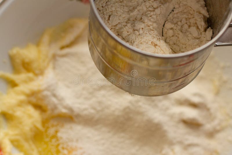 Flour Sifting Process through a Sieve for Baking Dough Stock Image ...