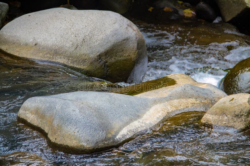 The Flow of River Water Flowing through the Rocks Stock Photo - Image ...