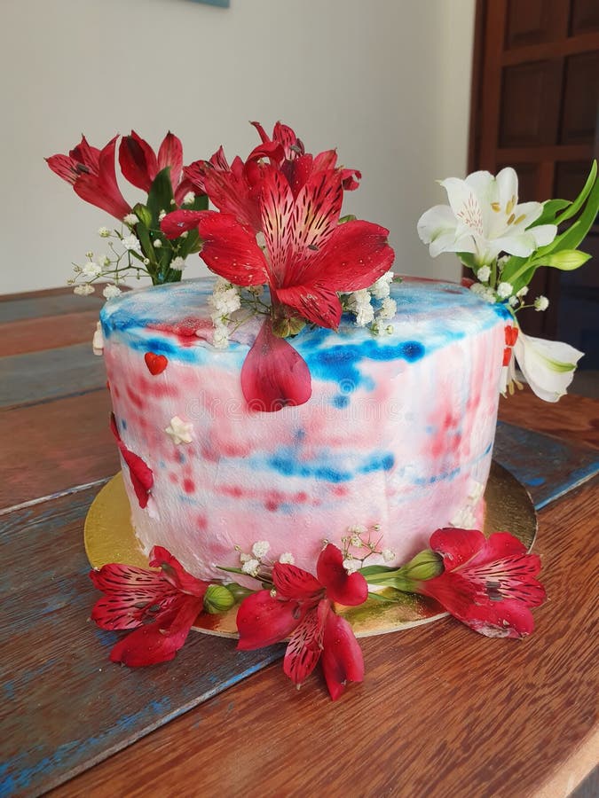 Flower buttercream cake stock image. Image of bakery - 170918665