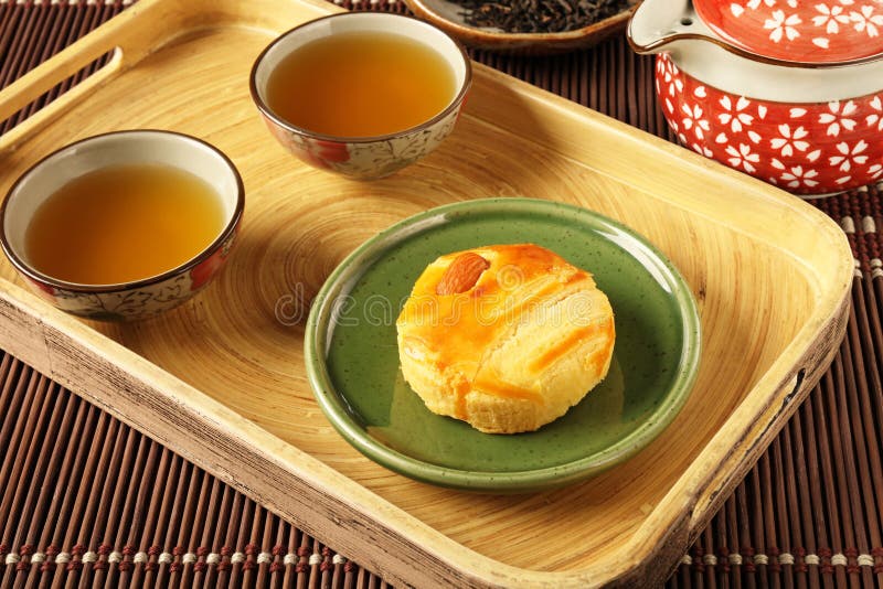 Flower cake stock image. Image of appetizing, china, cake - 42283459