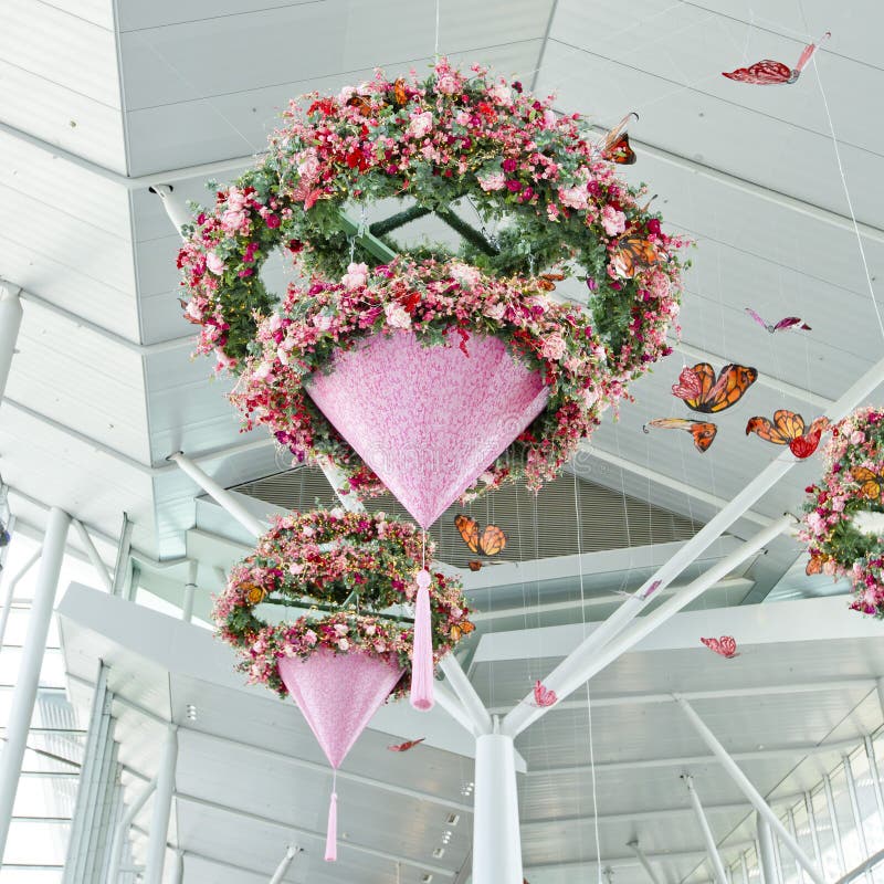 Flower mobile hanging pot stock photo. Image of rope - 53225152