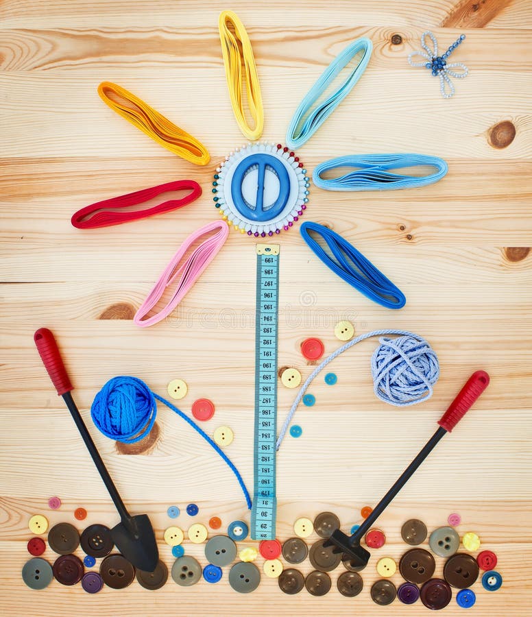 Decorated Wooden Sewing Button Flower Stock Photos - Free & Royalty ...
