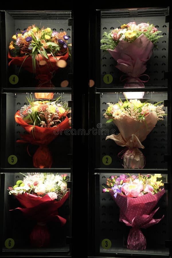 Flower Self Service Vending Machine Street Stock Photos - Free ...