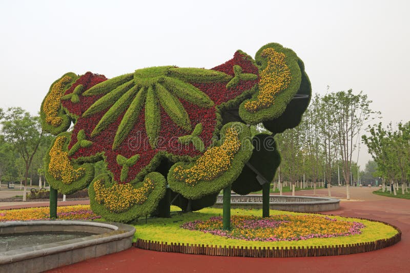 Flower Stereoscopic Sculpture Editorial Stock Photo - Image of ...