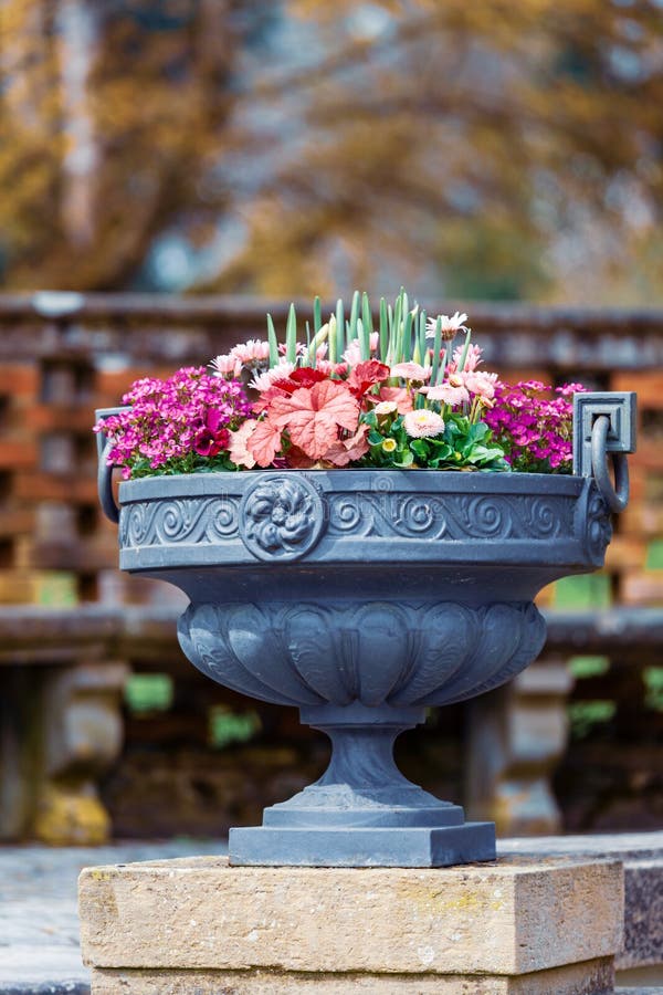 Flower vase in garden stock image. Image of exterior - 134325933