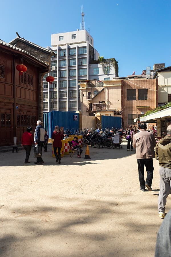 Flowers And Birds Market Of Kunming Editorial Photography - Image of ...