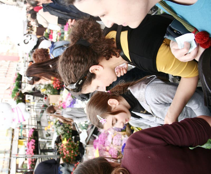 Flowers market, Milan editorial stock image. Image of milan - 23223889