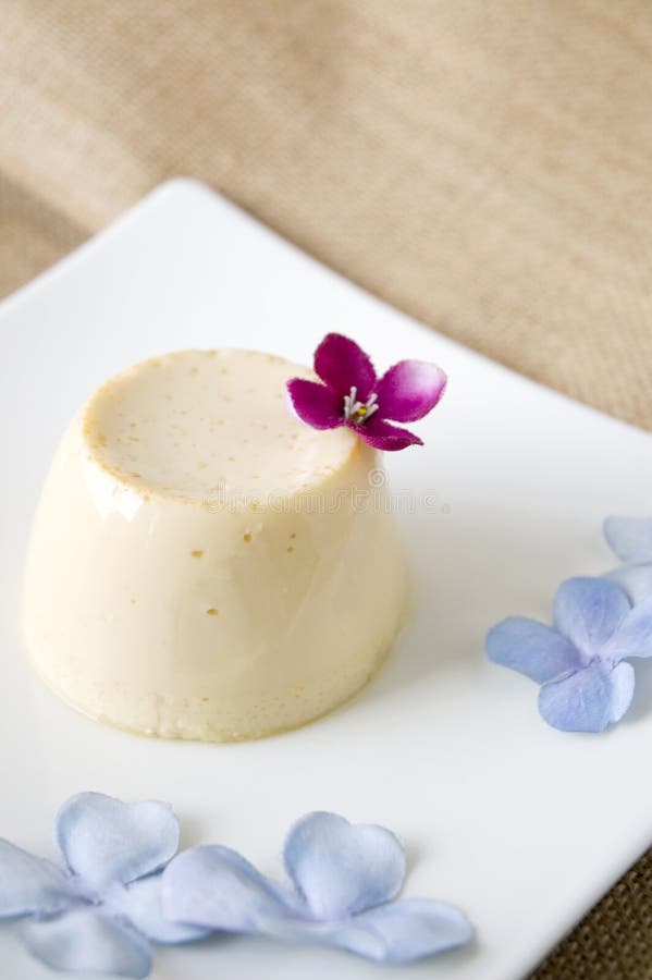 Flowers on pudding stock image. Image of party, style - 38633661