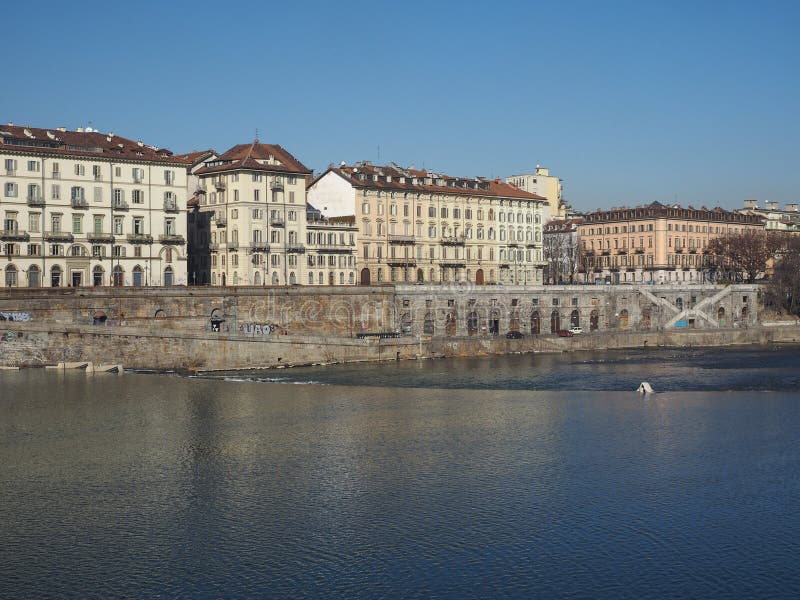 Fluss PO in Turin stockfoto. Bild von szene, panorama - 174036356