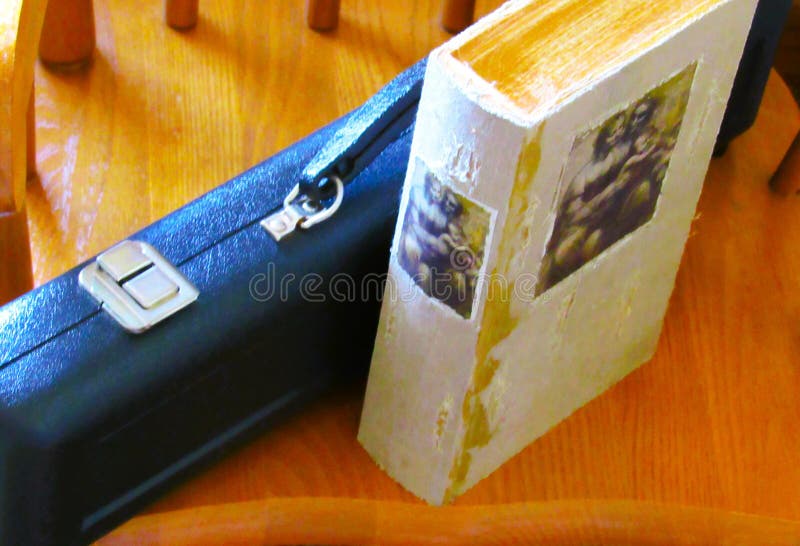 Flute case editorial stock photo. Image of label, case - 252697663