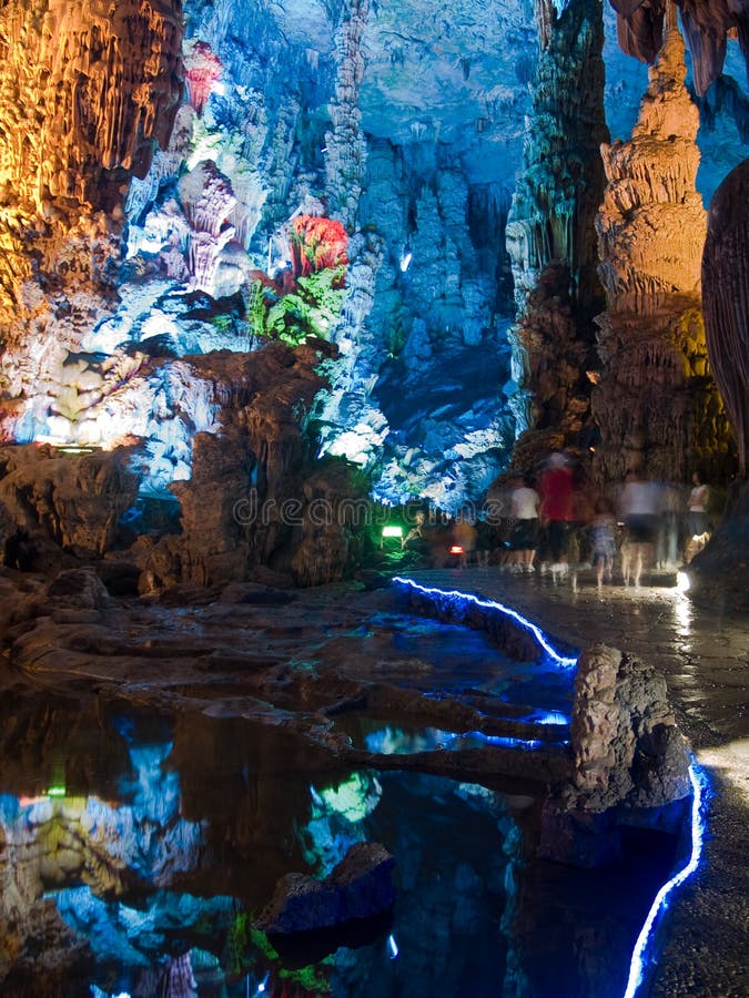 Flute cavern in Guiling stock photo. Image of colors, stalagmite - 4553132