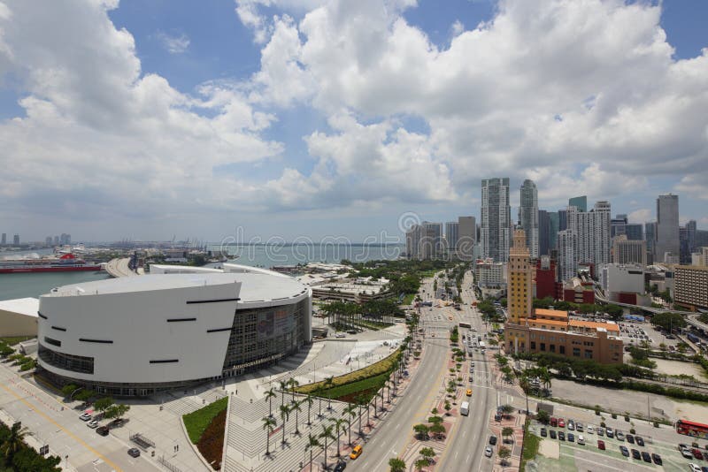 Flyg- Bild Av I Stadens Centrum Miami Redaktionell Fotografering för ...