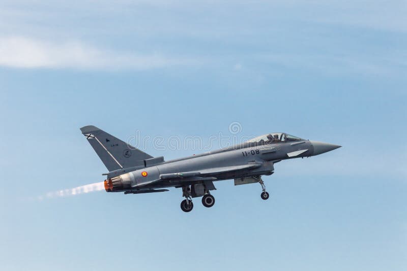 Flygplan Eurofighter Typhoon C-16 Redaktionell Fotografering för ...