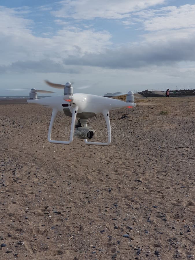 Flying drone editorial stock image. Image of view, flying - 139674774