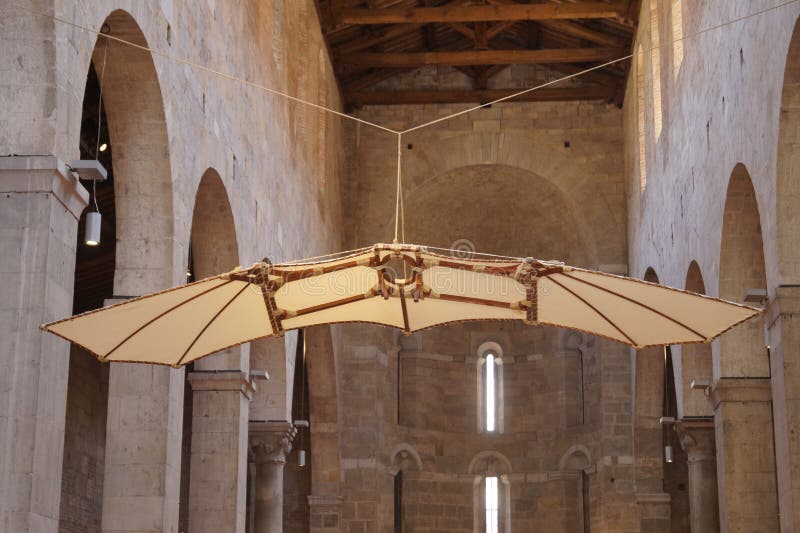 Flying machine Leonardo editorial photo. Image of fling - 74065106