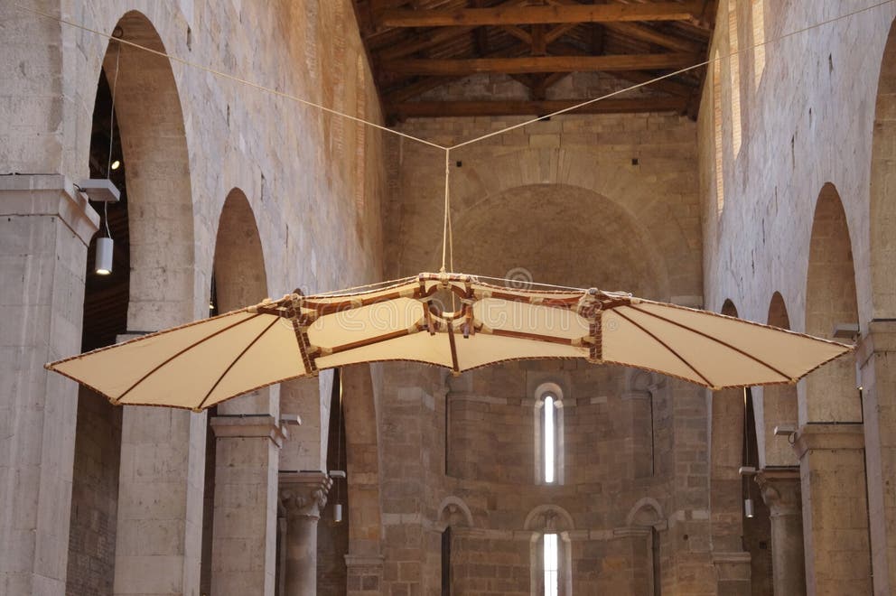 Flying machine Leonardo editorial photo. Image of fling - 74065106