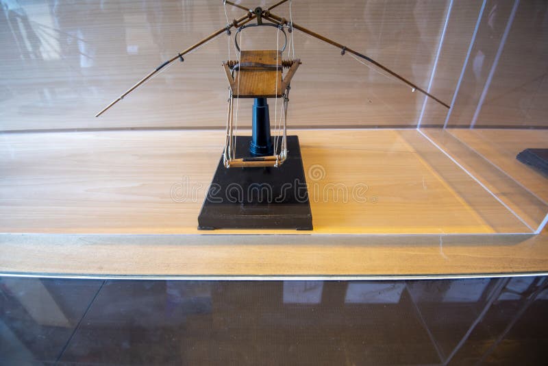 Flying Machine Prototype editorial photo. Image of mechanism - 316910146