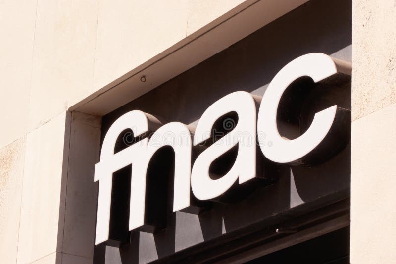 Fnac neon sign in Seville editorial stock image. Image of shop - 20848629