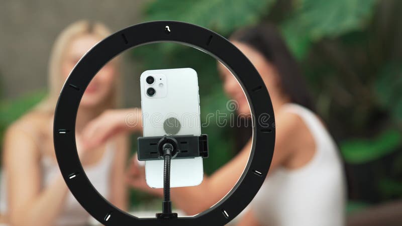 Focus Light Ring with Phone Camera Live Streaming Two Beauty Blogger ...