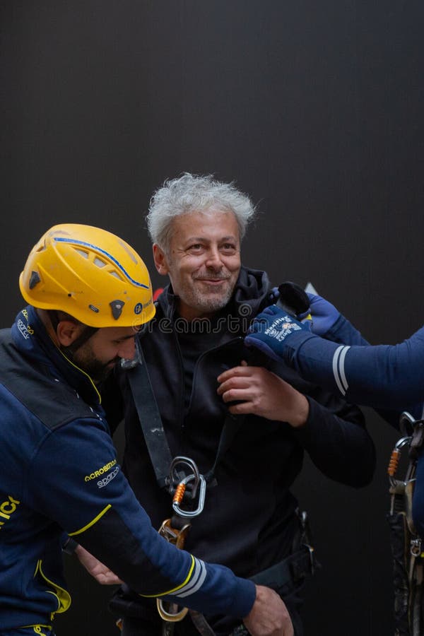 304 Team Around Artist Stock Photos - Free & Royalty-Free Stock Photos ...