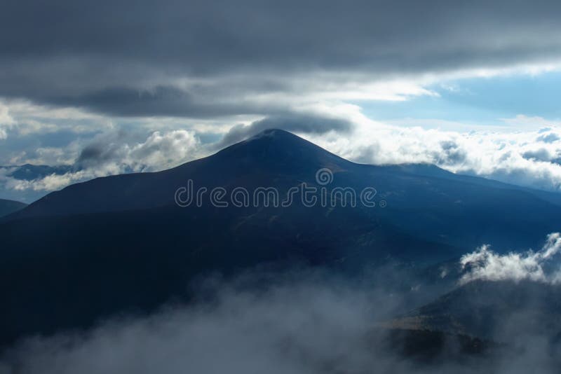 Fog and Clouds in the Mountains, Clouds and Nebula on Mountain Peaks ...