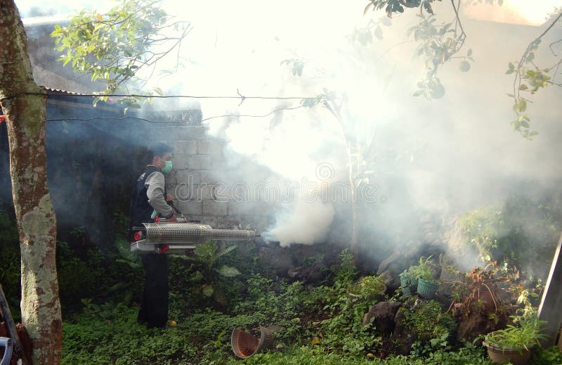 Fogging imagen de archivo editorial. Imagen de causado - 68600264