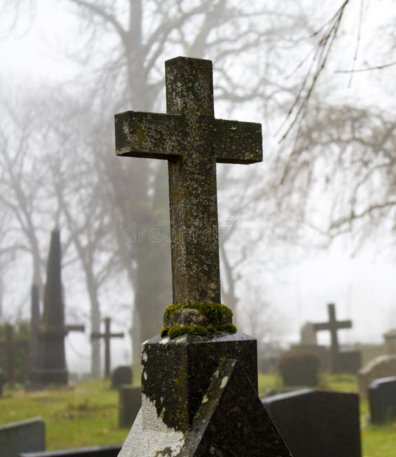 Foggy Autum Graveyard Cross 3 Stock Photo - Image of autumn, shadows ...