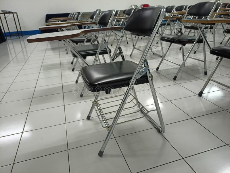 Foldable and Portable Chair with a Modern Design for Training or ...